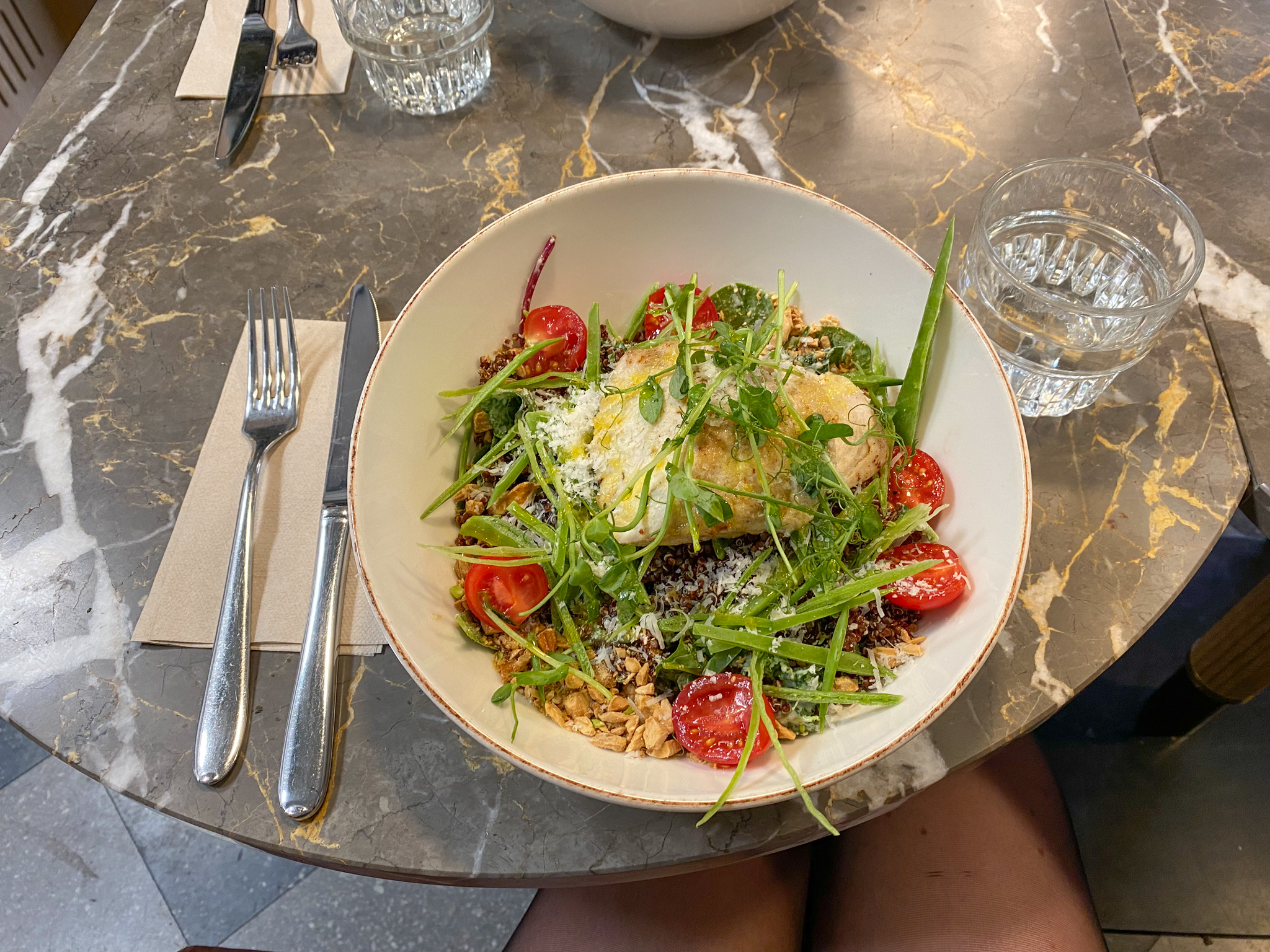 Klippa tungband på nyfödd - Emma Jennie blogg / Lifestyle